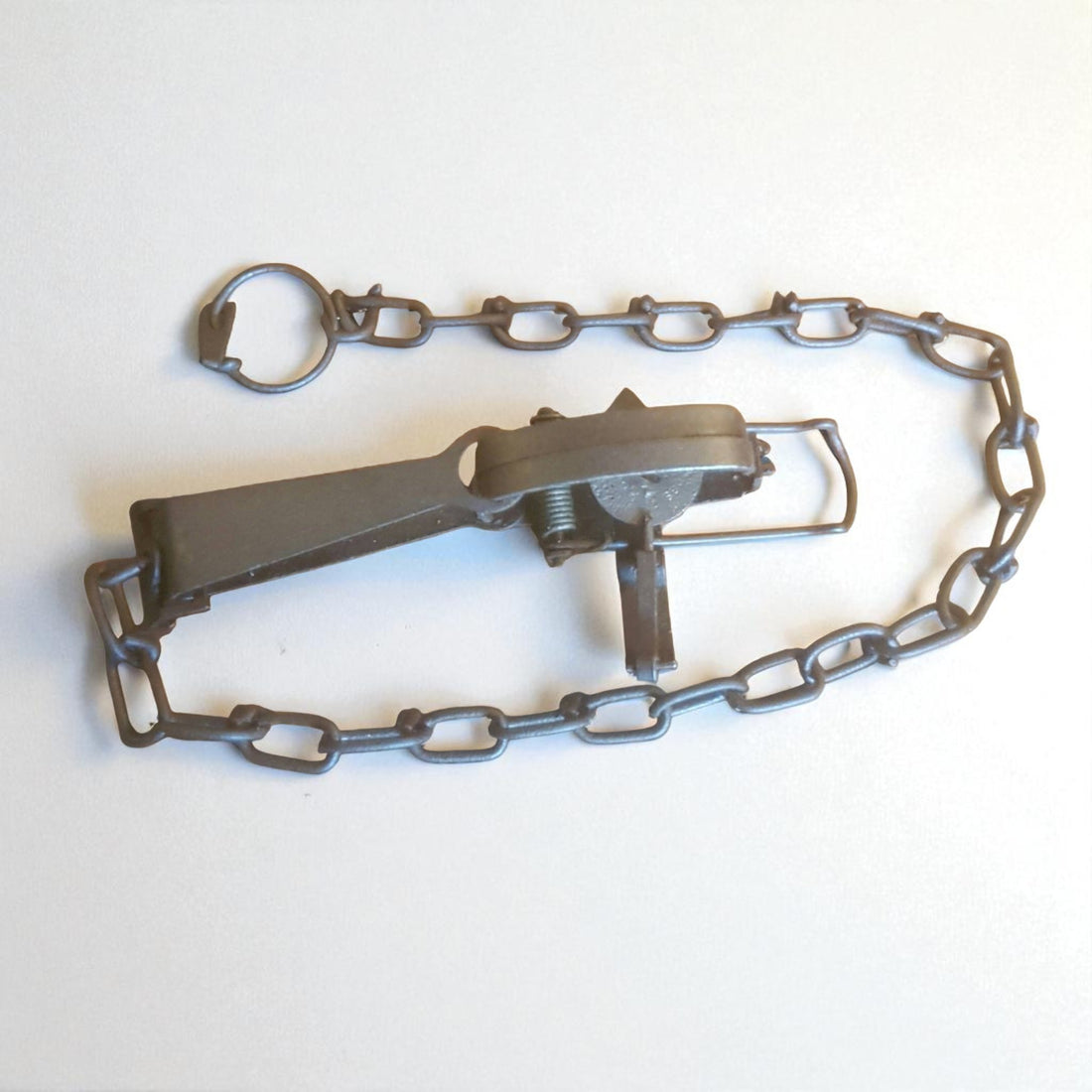 Antique Bell Trap No. 1½ Long Spring Leg Hold Trap – Wainfleet Trading Post